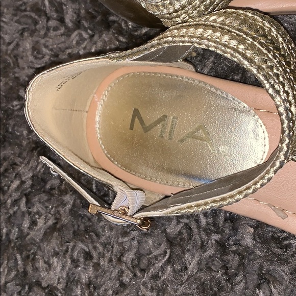 MIA | Shoes | Mia Sandals | Poshmark